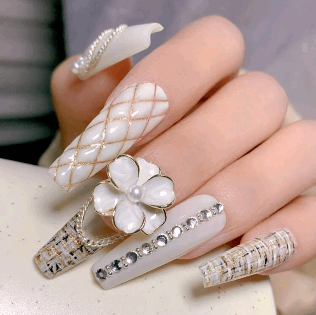 How to create design on index fingernail? – COSMESTIC.COM ~ Beauty ...