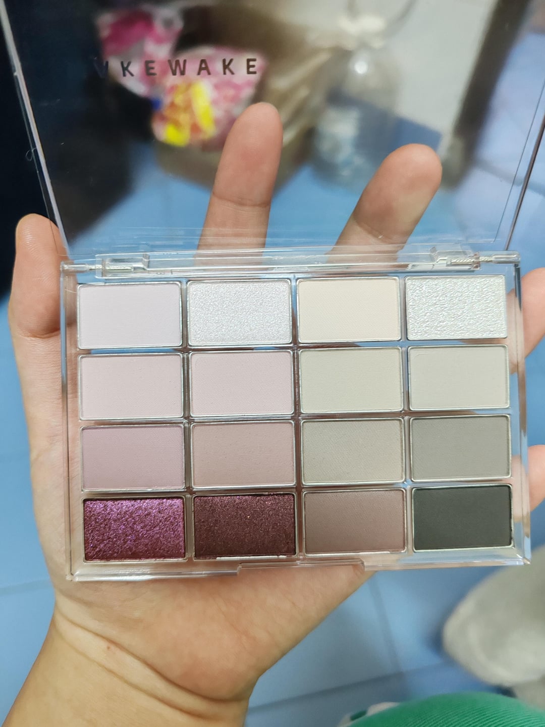 Wakemake Soft Blurring Eye Palette 15 Born Dark Palette Swatch – COSMESTIC.COM ~ Beauty, Makup ...