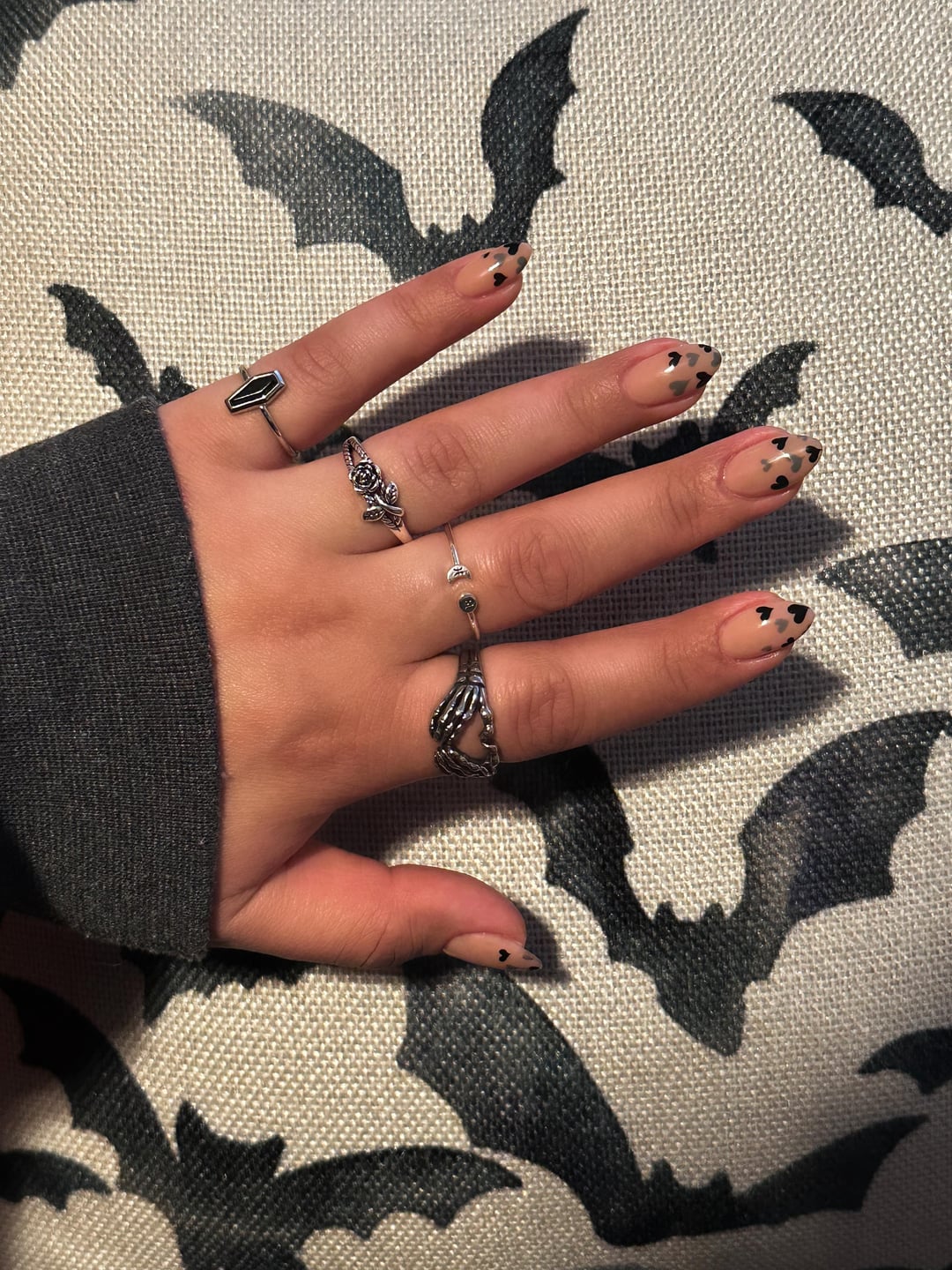 Clean Girl Aesthetic But For An Elder Emo Valentineтащs Day Edition ёяцд