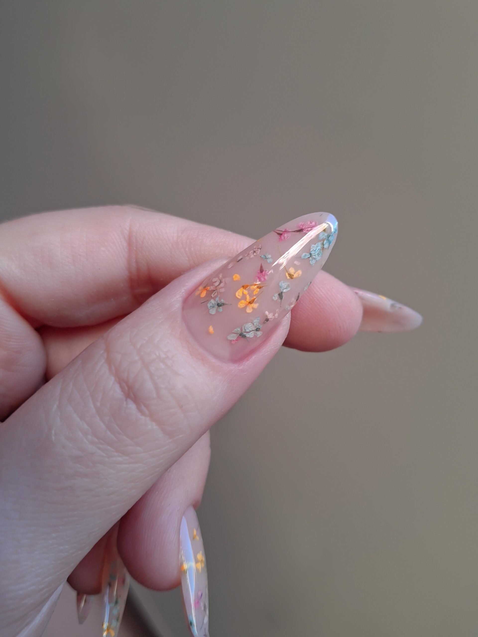 Saying “florals for spring? Groundbreaking” when wearing florals in ...