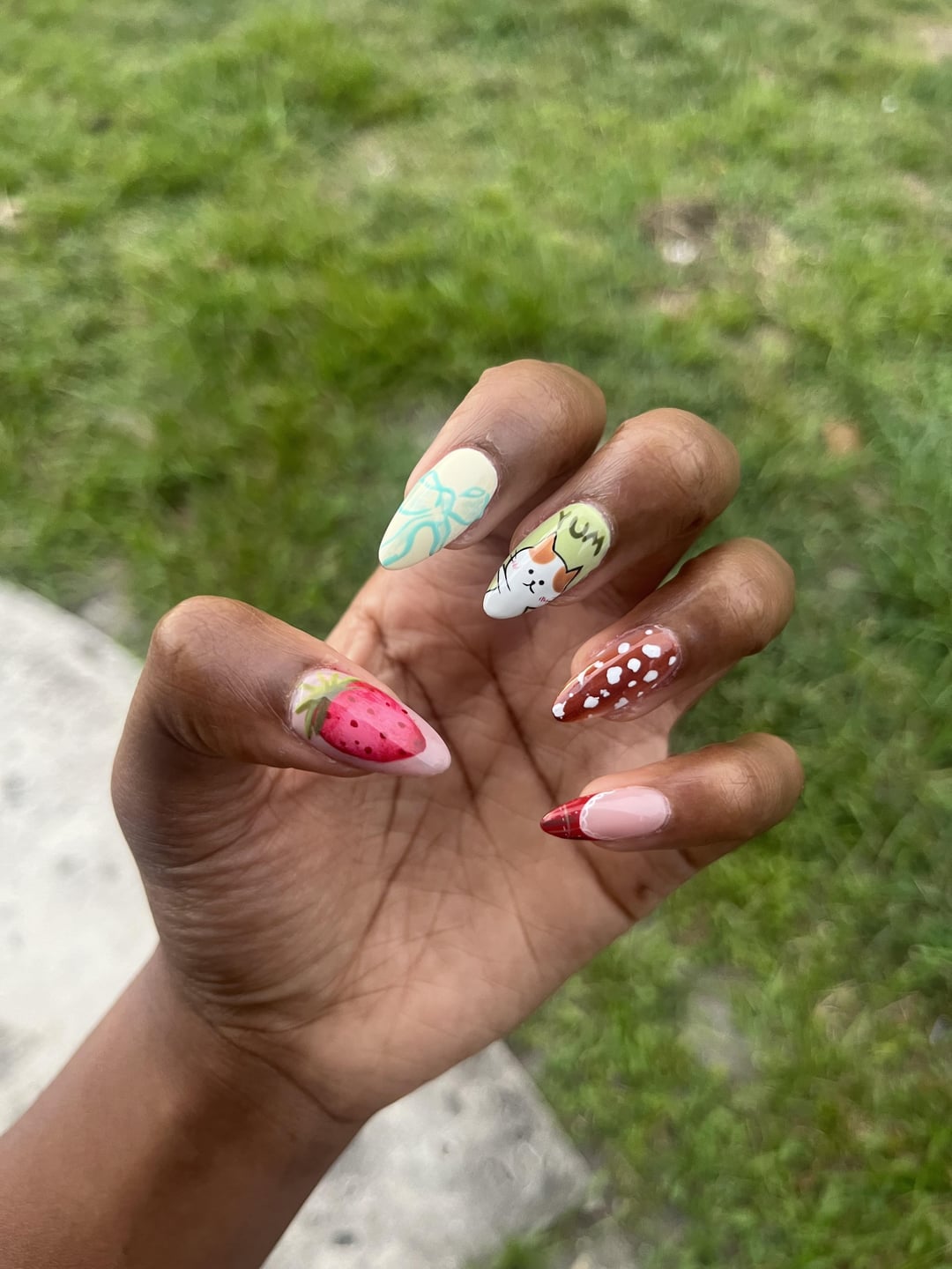 Mismatch nails – COSMESTIC.COM ~ Beauty, Makup, and Cosmetics