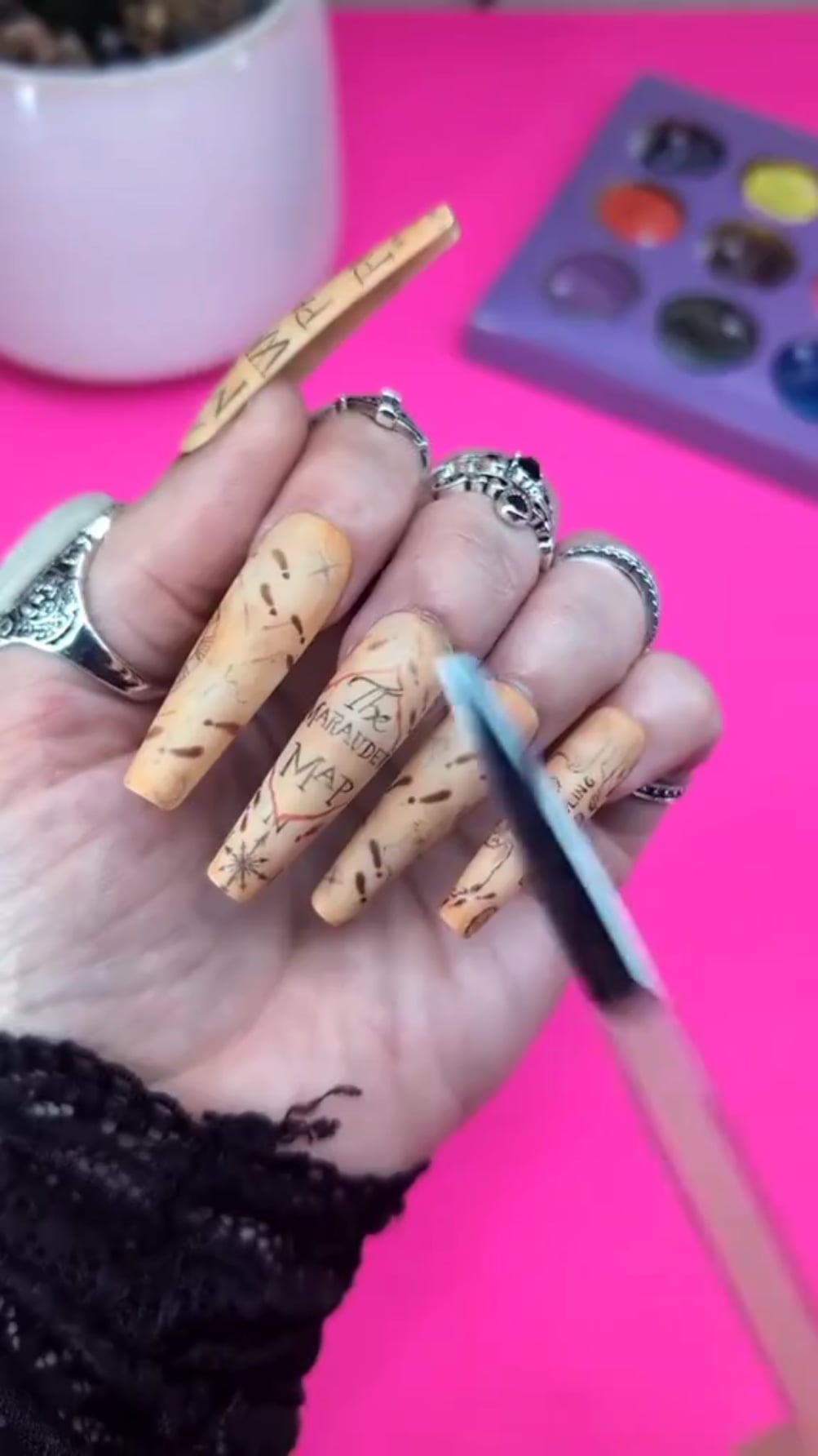 Marauders map themed nails I made using magic pigment – COSMESTIC.COM ...