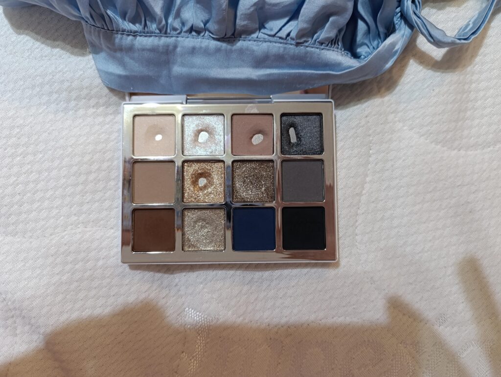 My favorite kind of sparkle: pan shine - COSMESTIC.COM ~ Beauty, Makup ...