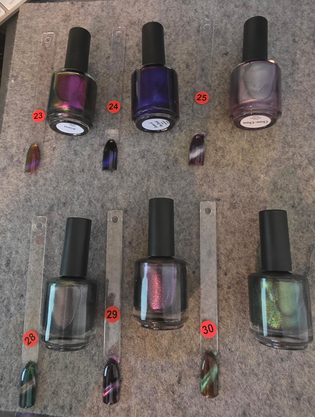 PSA: Swatching magnetics is REALLY helpful. - COSMESTIC.COM ~ Beauty ...